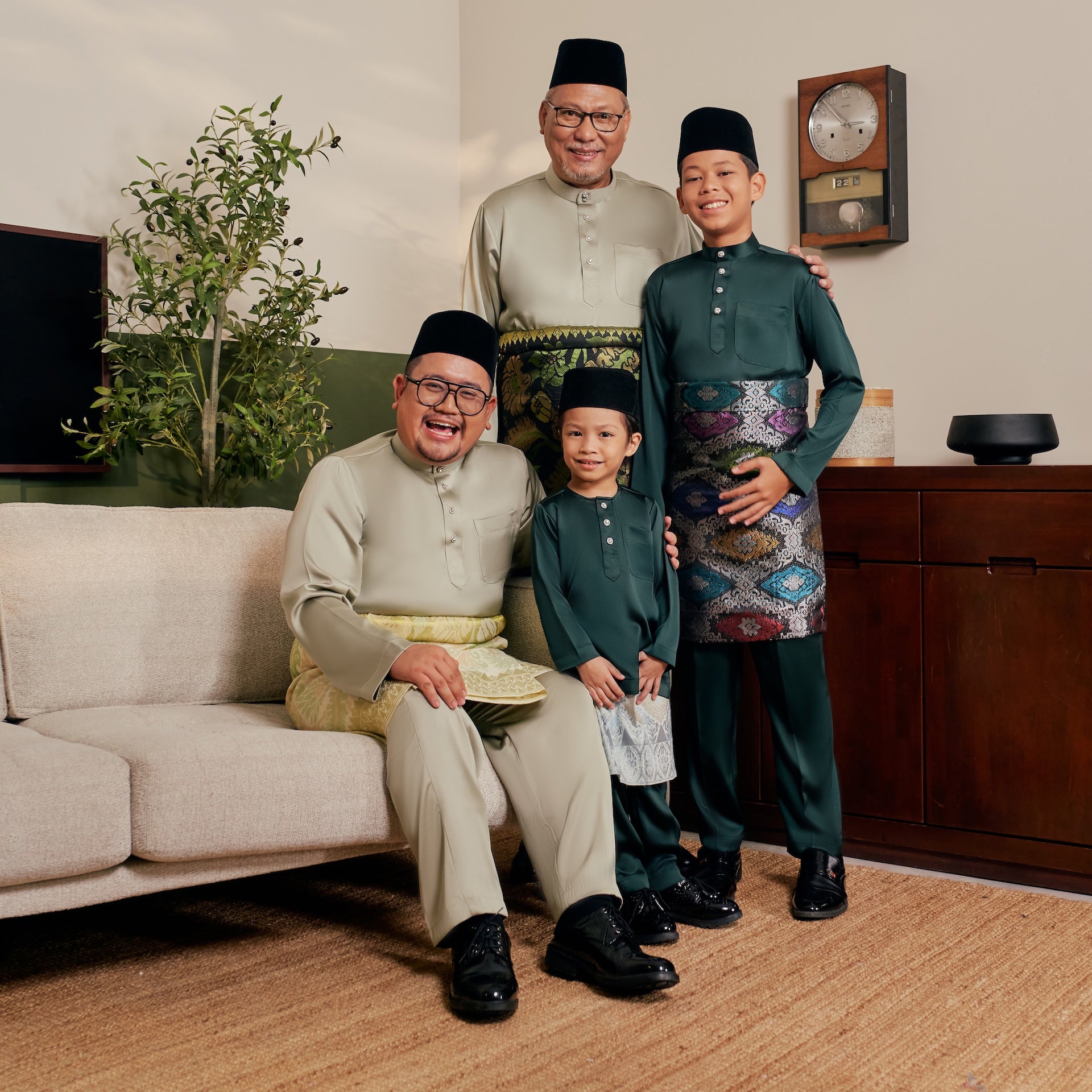 RAAYA APPAREL (LUXURY:BAJU MELAYU & KURTA)